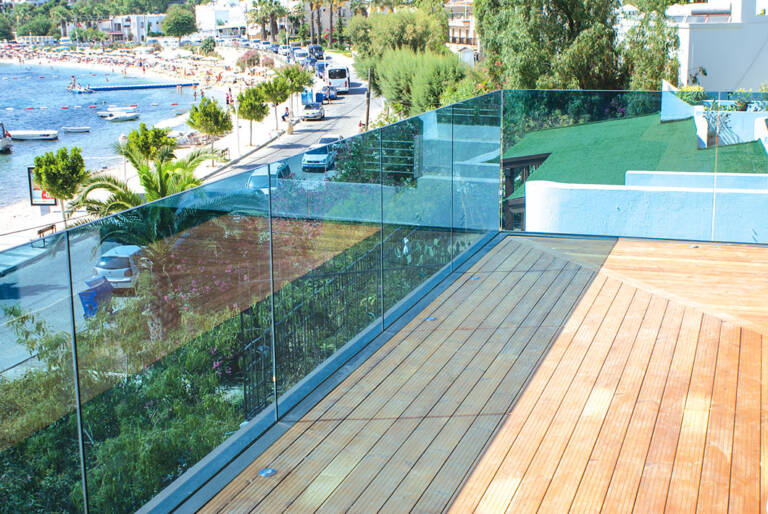 Lyctum staklene ograde ELEGANT - Prozori + Vrata